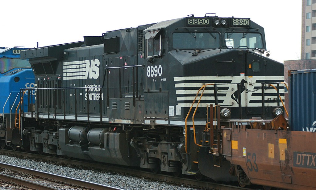 NS 8890